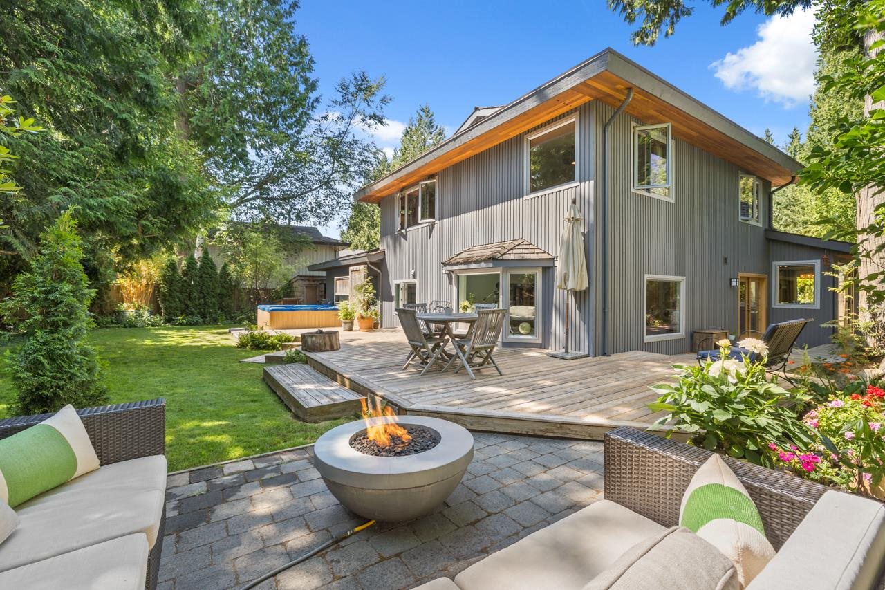 South Surrey Homes for Sale & MLS® Listings | South Surrey, Surrey, BC ...