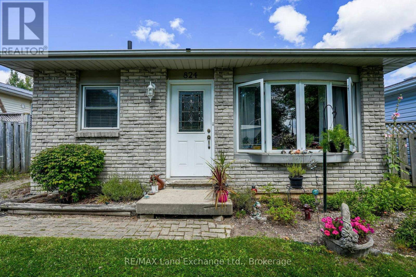 For Sale: 824 Andrew Malcolm Drive, Kincardine, ON - REW
