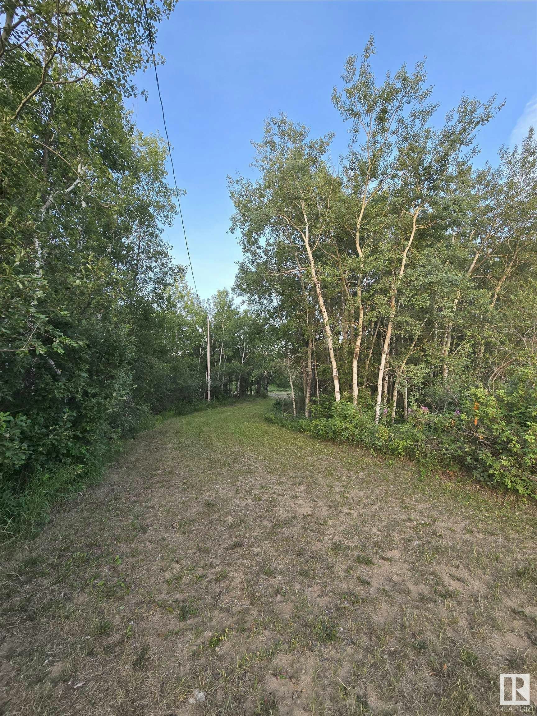For Sale: 43-23329 Sh, Rural Sturgeon County, AB - REW