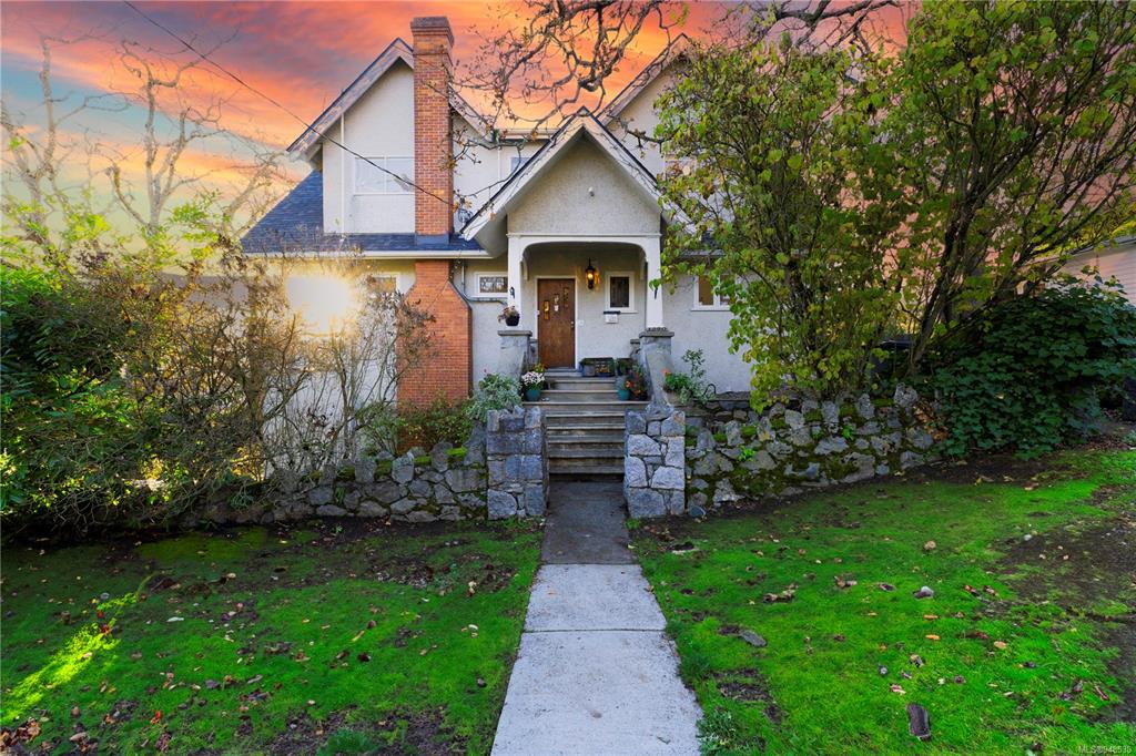 Victoria, BC Real Estate Listings & Houses for Sale - REW